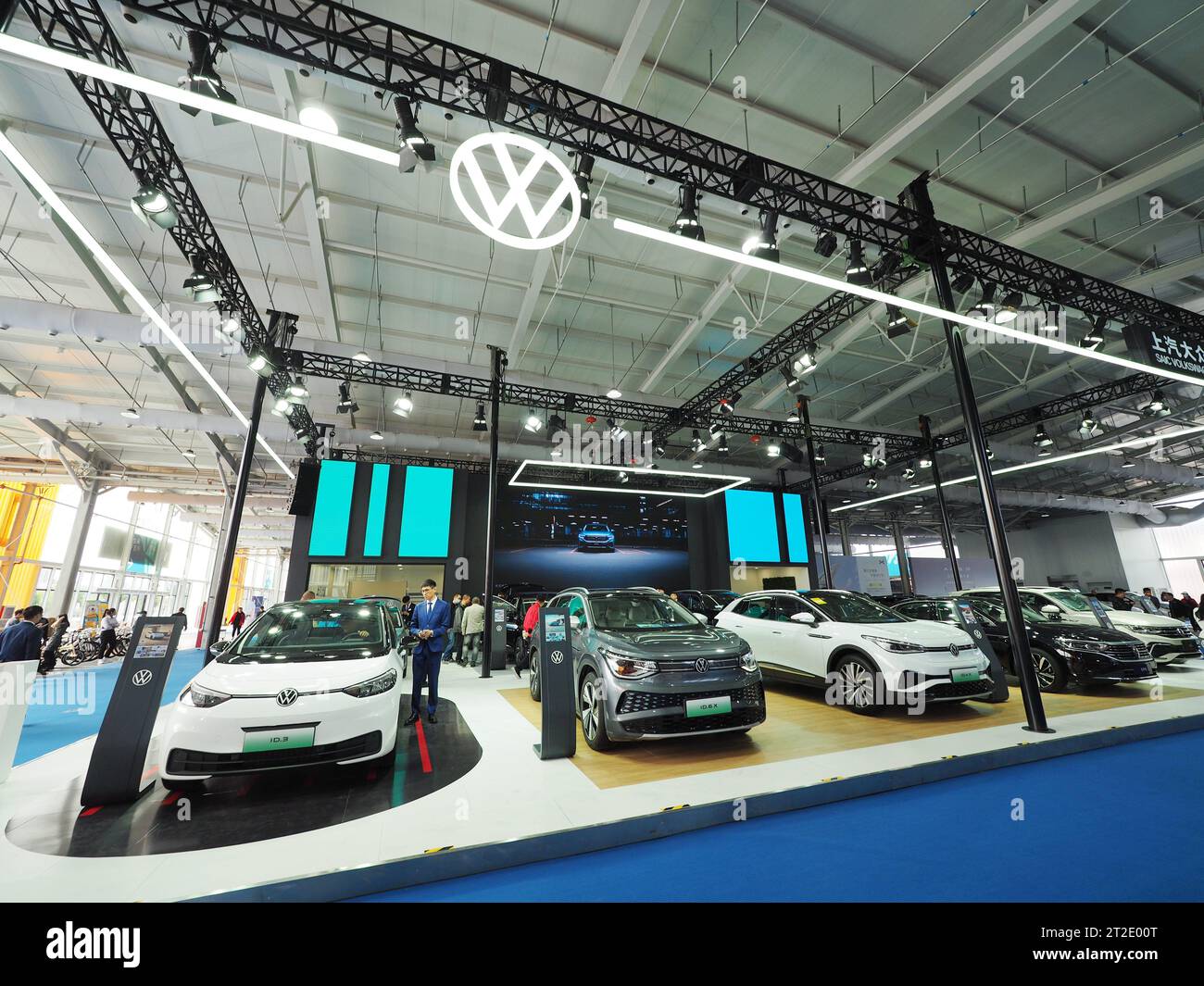 Volkswagen booth hi-res stock photography and images - Alamy
