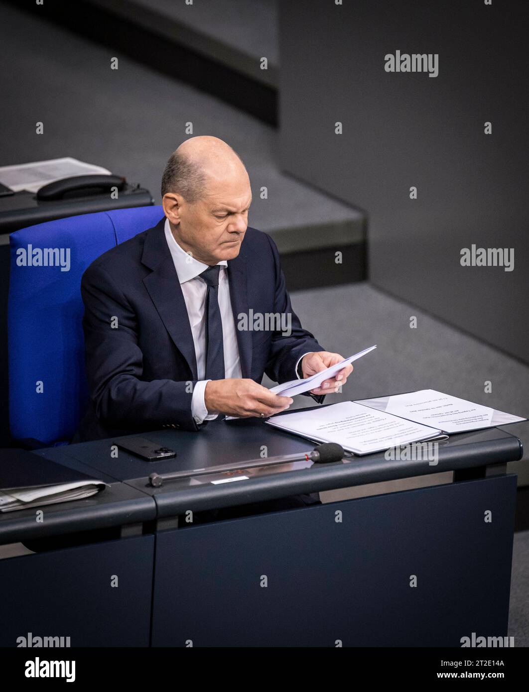 Government declaration in the Bundestag by Olaf Scholz (SPD), Federal ...