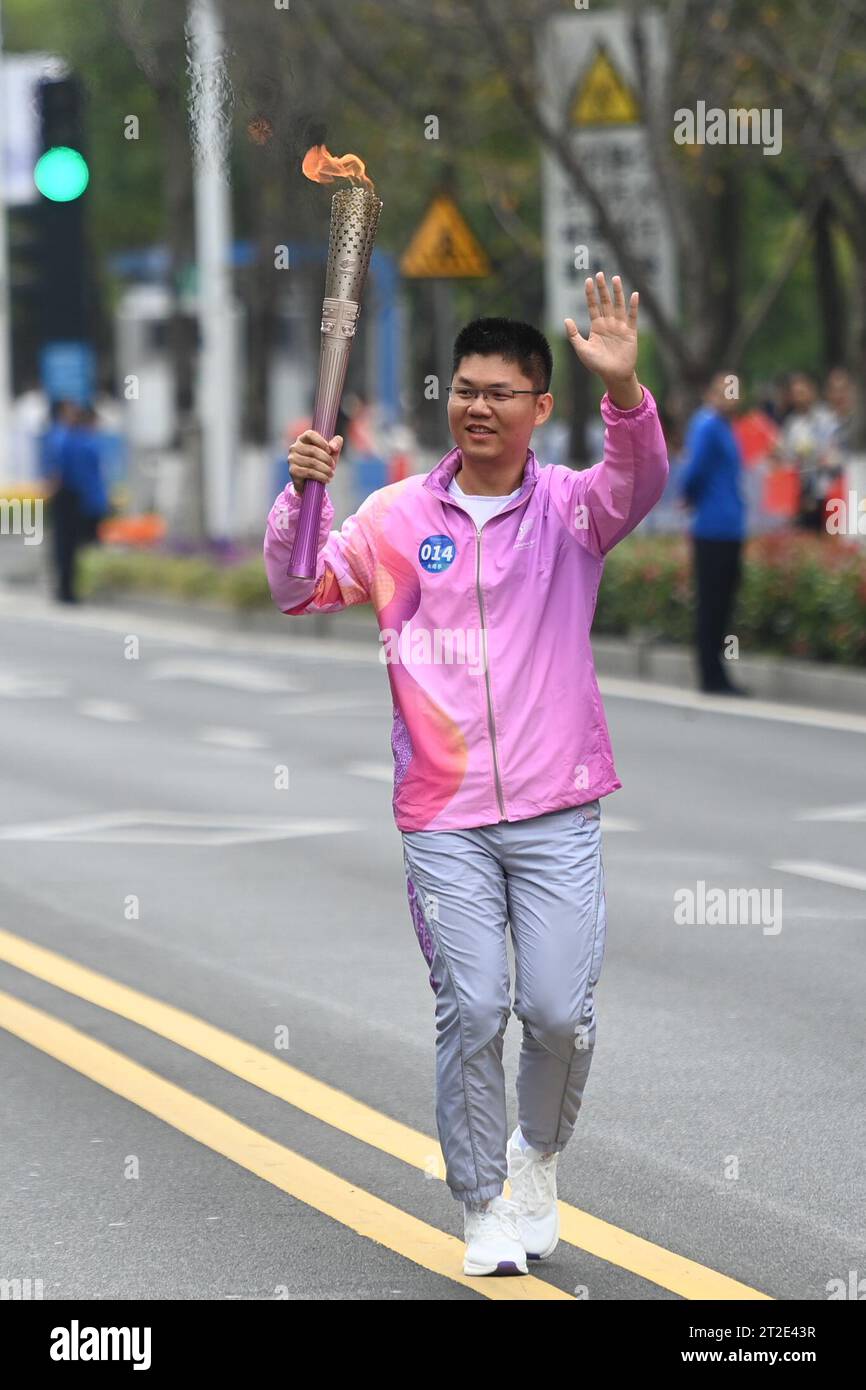 Hangzhou, China's Zhejiang Province. 19th Oct, 2023. Torch bearer Ye ...