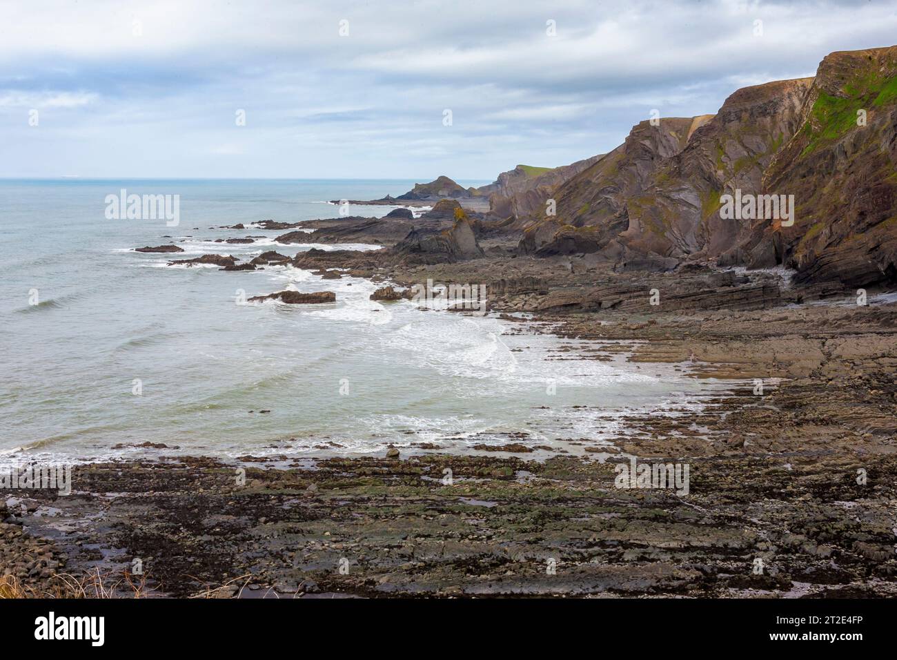 Low tide at Warren Beach near Hartland Quay, North Devon coast, UK ...