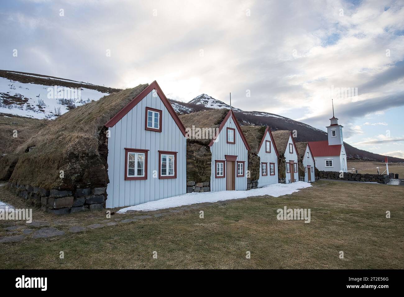 Turf peat house hi-res stock photography and images - Alamy
