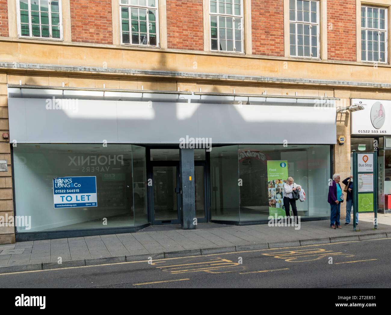 Lincoln city shadow street hi-res stock photography and images - Alamy
