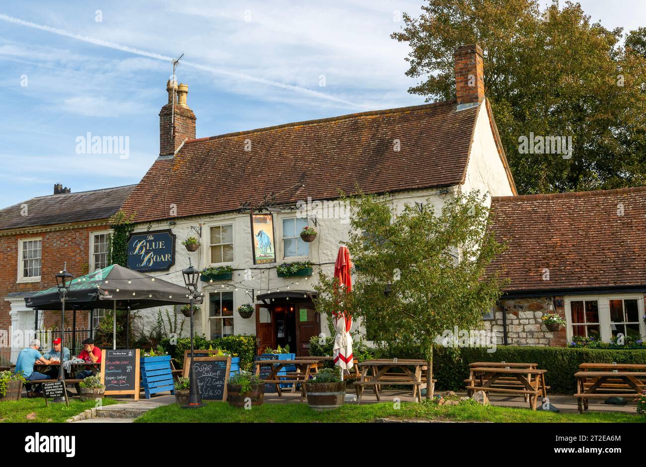 Hitoric Blue Boar pub, village of Aldbourne, Wiltshire, England, UK ...