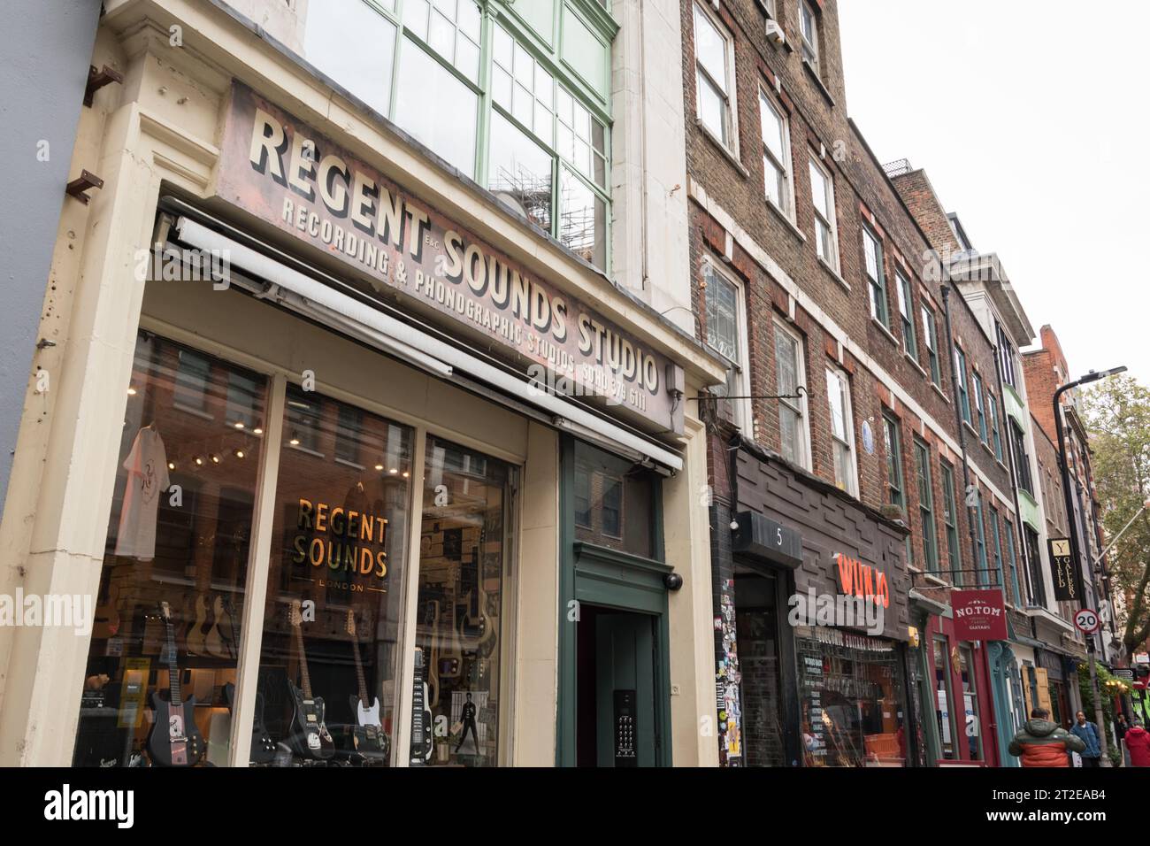 Regent sound studio london hi-res stock photography and images - Alamy