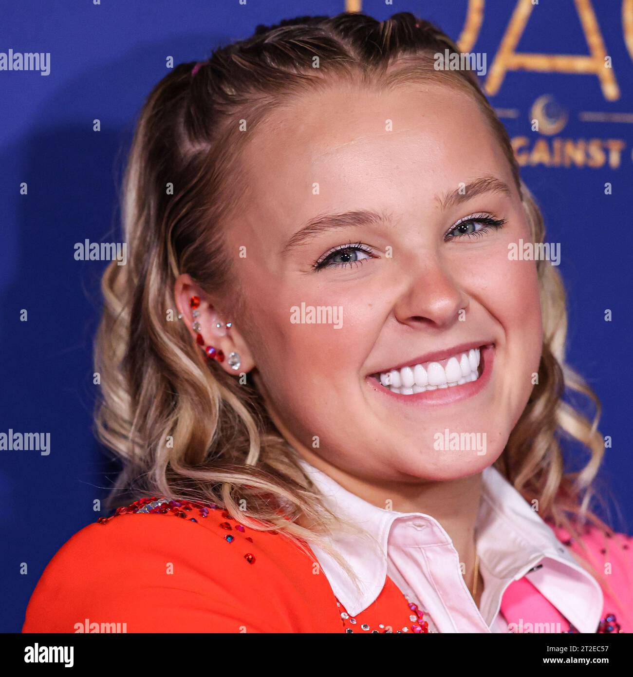 HOLLYWOOD, LOS ANGELES, CALIFORNIA, USA - OCTOBER 18: American dancer ...