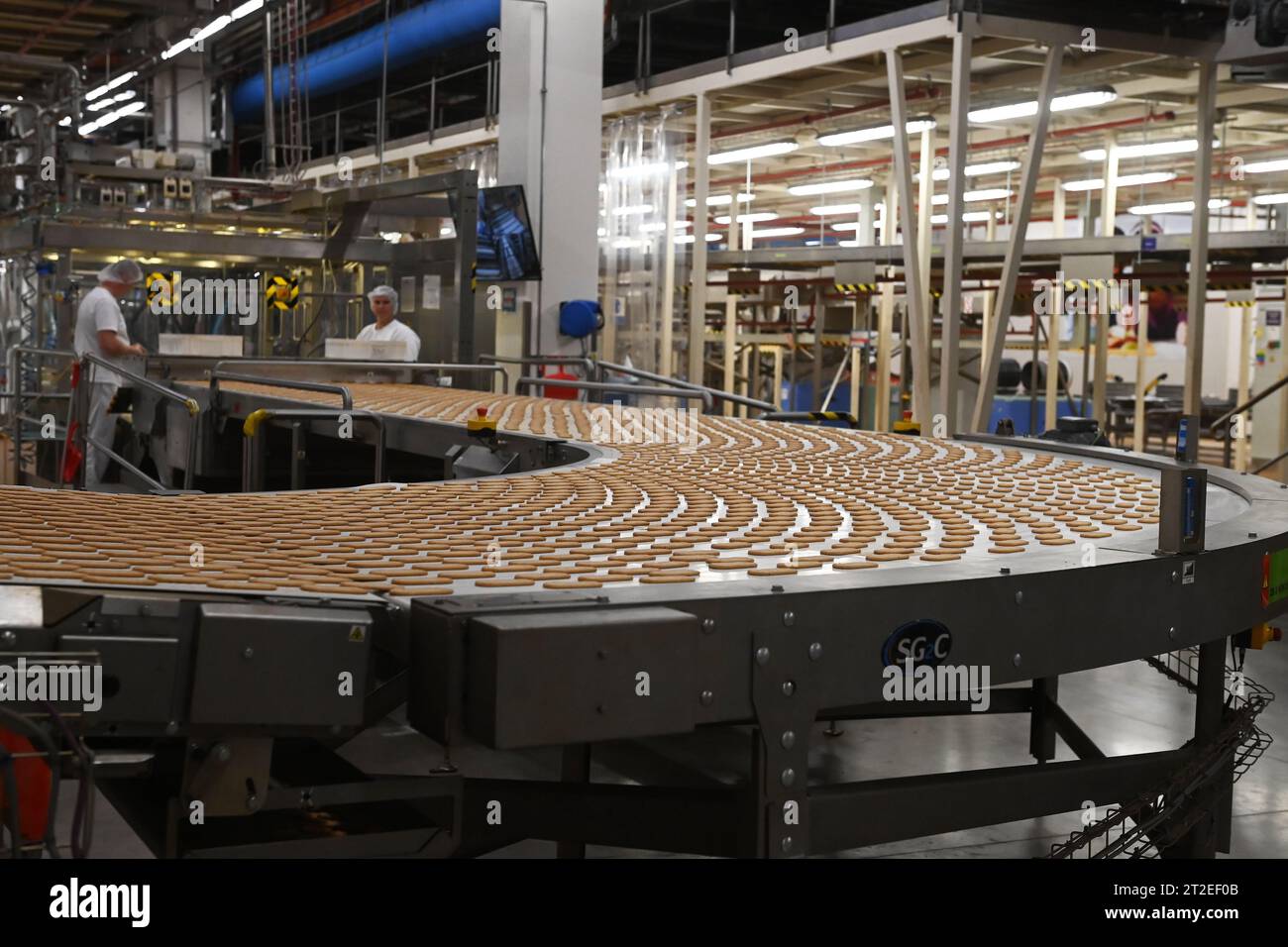 Mondelez factory hi-res stock photography and images - Alamy