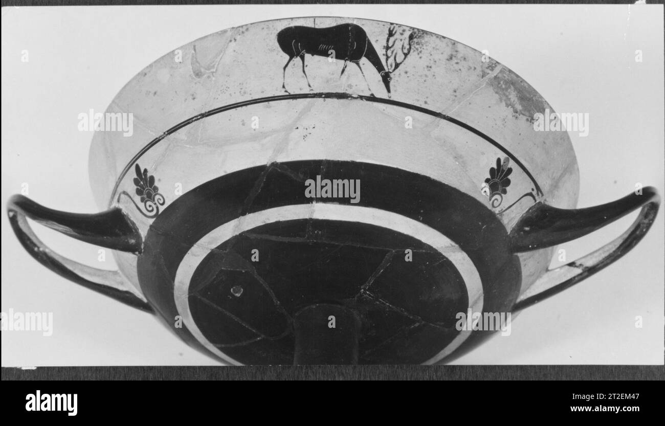 Kylix, Little-master cup/lip-cup/band-cup Attributed to the Caron Group ...