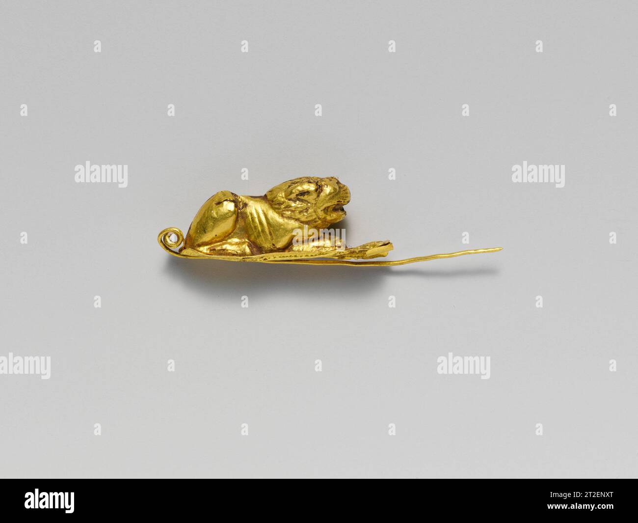 Gold fibula (safety pin) with recumbent lion Etruscan 6th–5th century ...