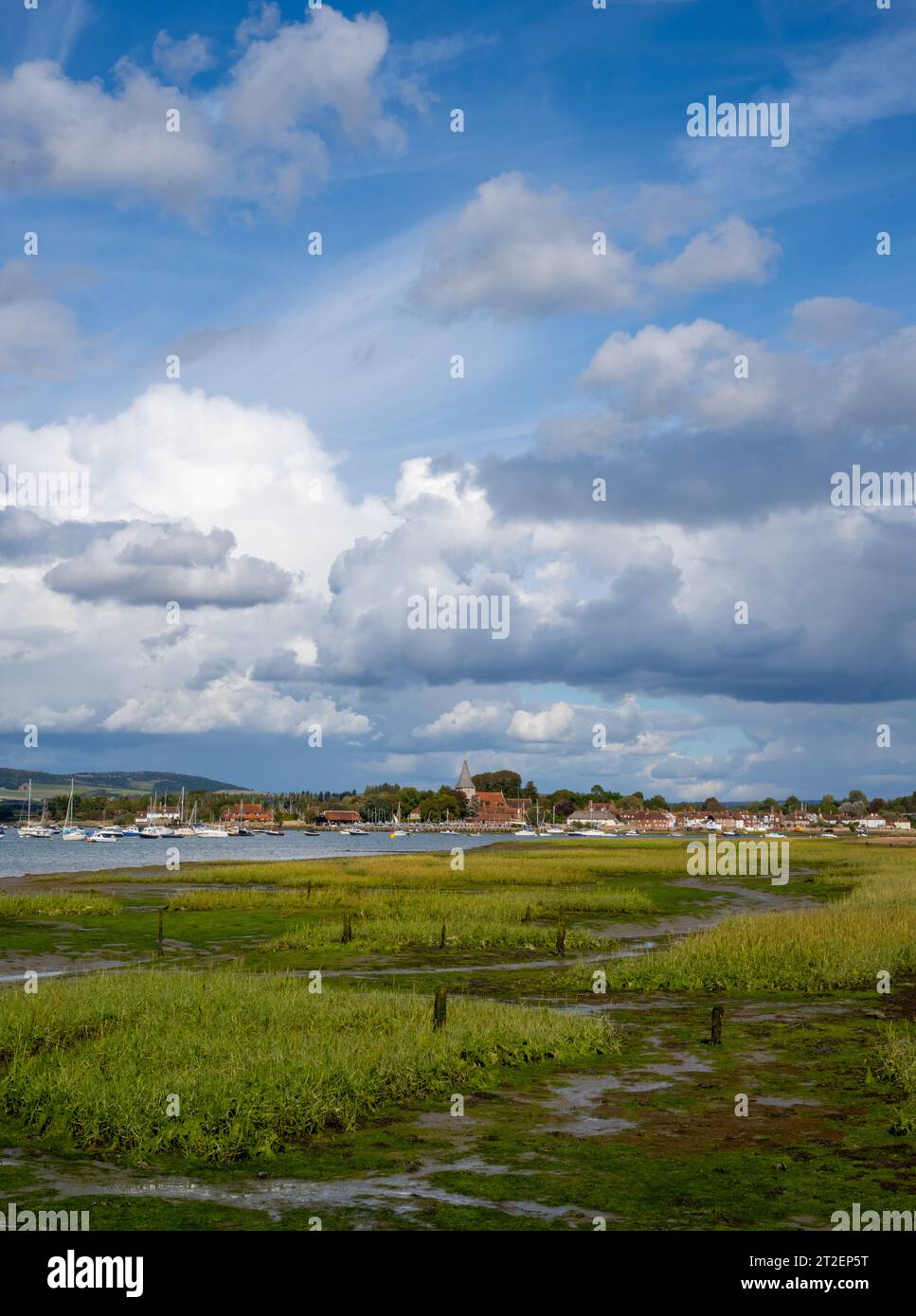 Bosham quay boats hi-res stock photography and images - Alamy