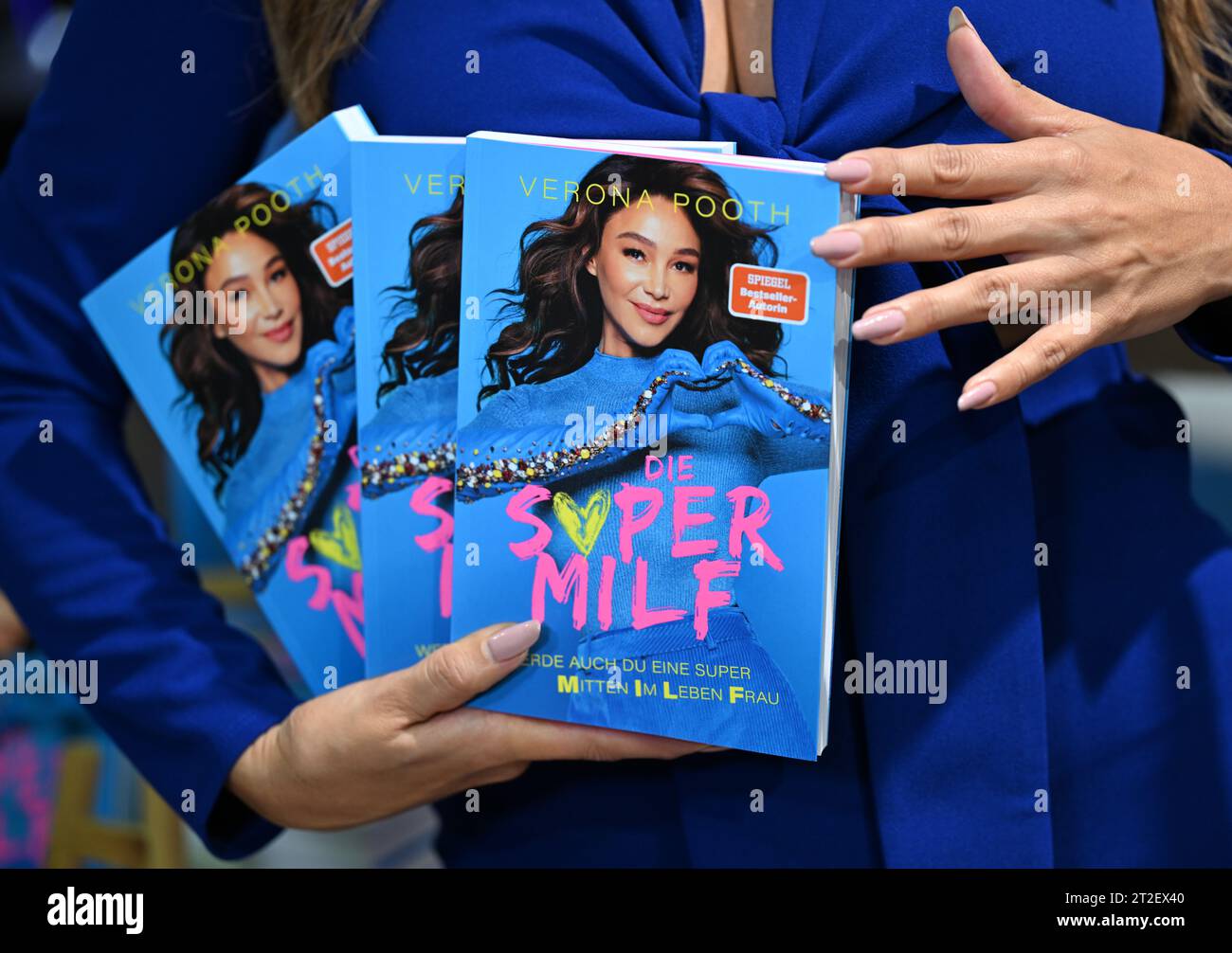 19 October 2023, Hesse, Frankfurt/Main: Verona Pooth, German presenter ...