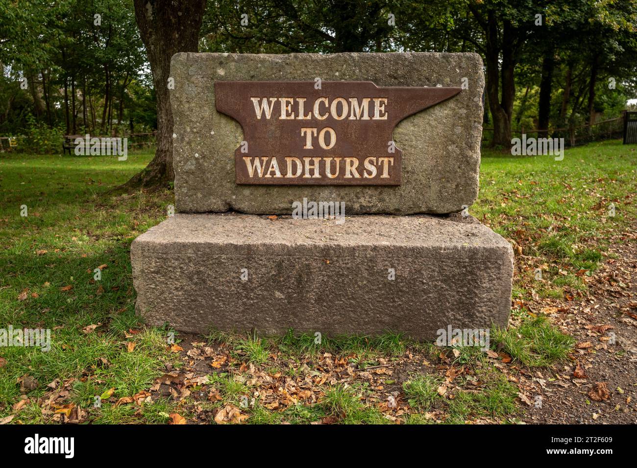 Wadhurst, October 16th 2023: Welcome to Wadhurst signage Stock Photo ...
