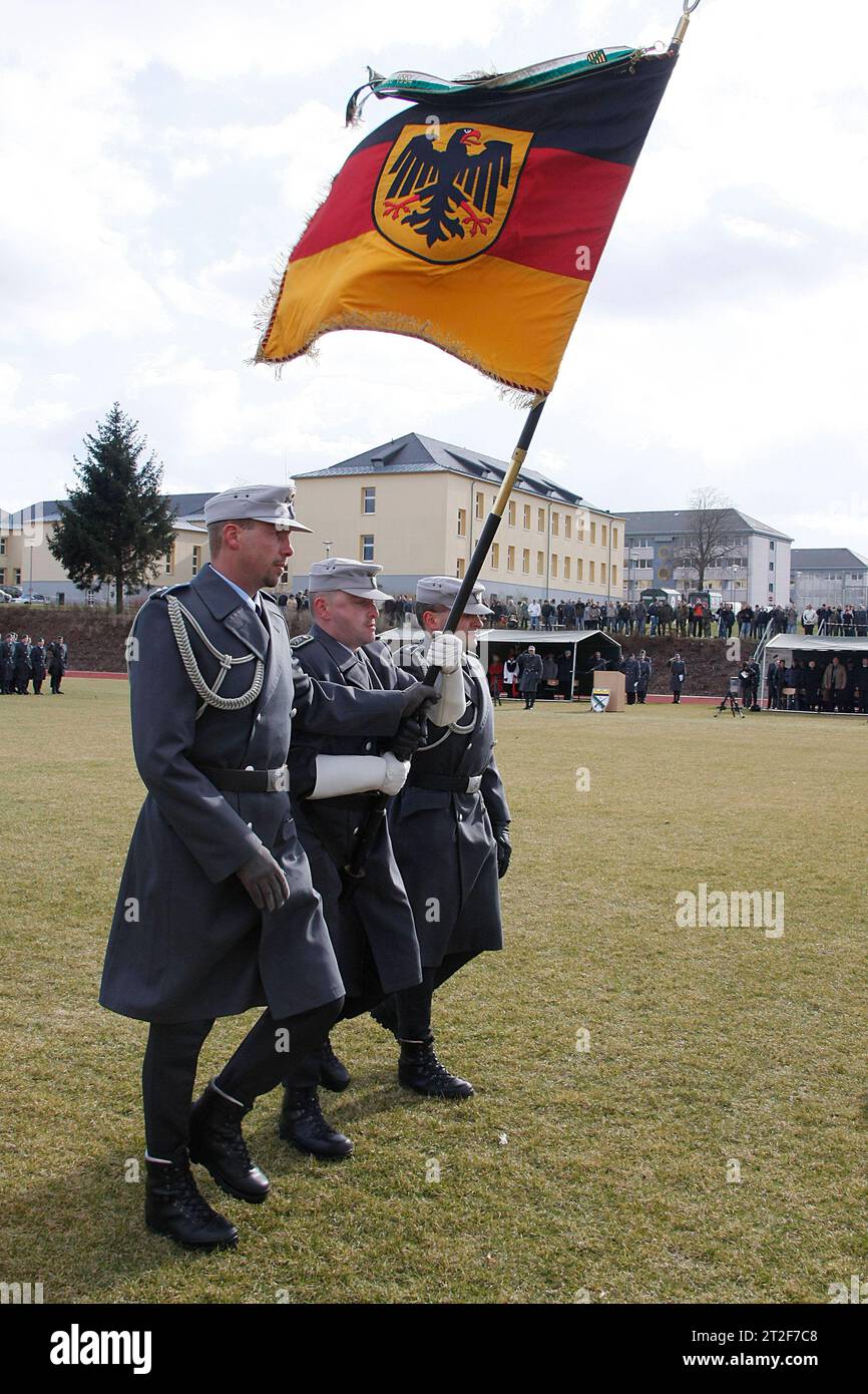 Verhüllung der Truppenfahne 13.03.2008, Schneeberg, Jägerkaserne ...