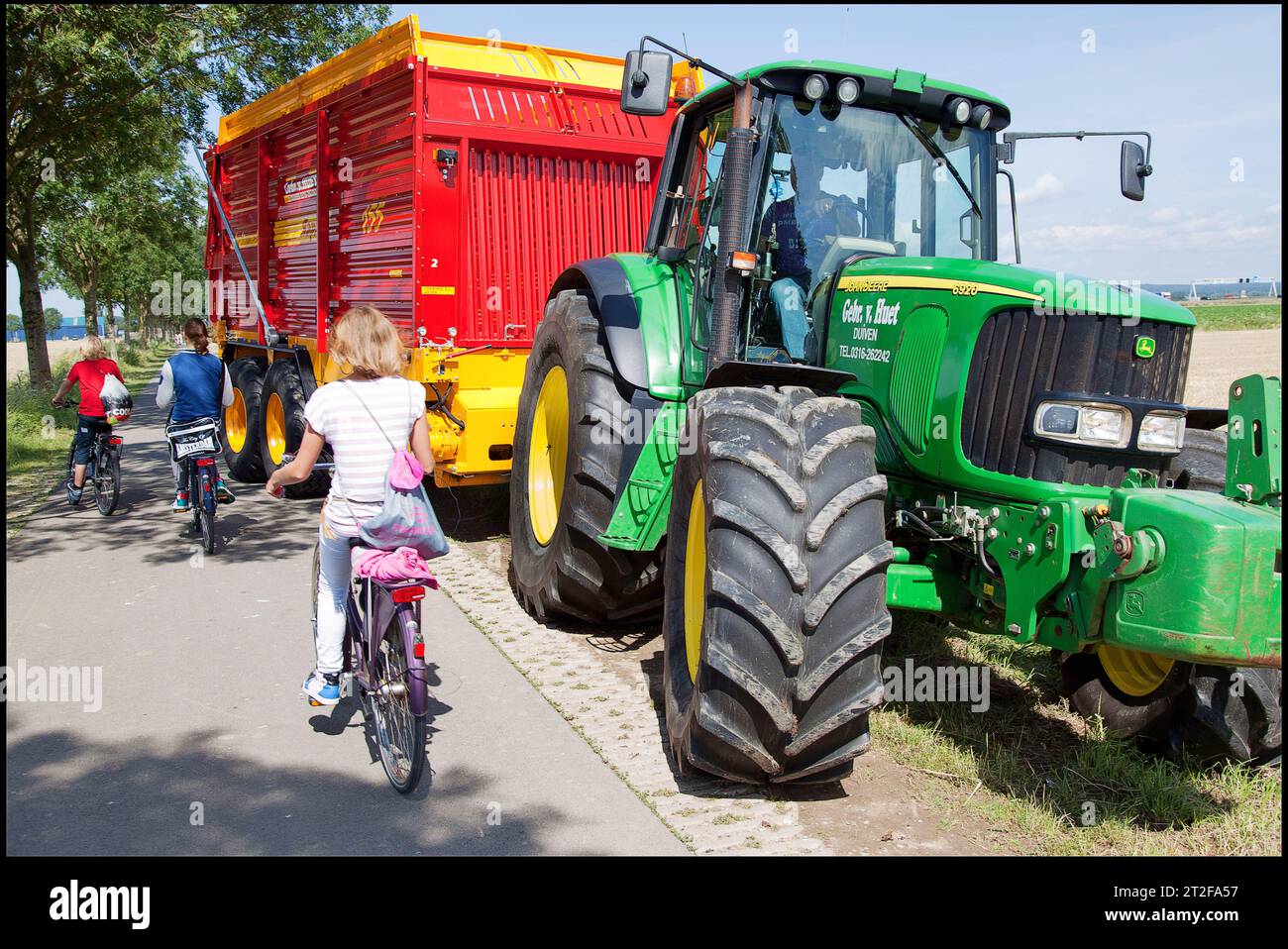 Dangerous situations hi-res stock photography and images - Alamy