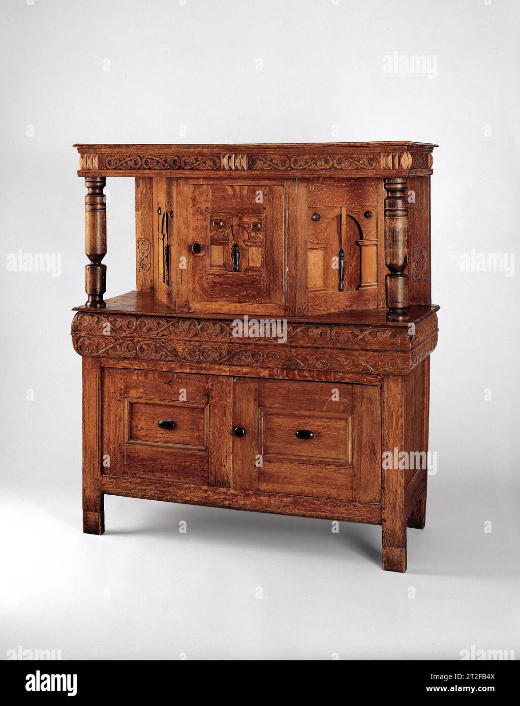 Cupboard American 1670–1700 Early colonial cupboards were ordinarily ...