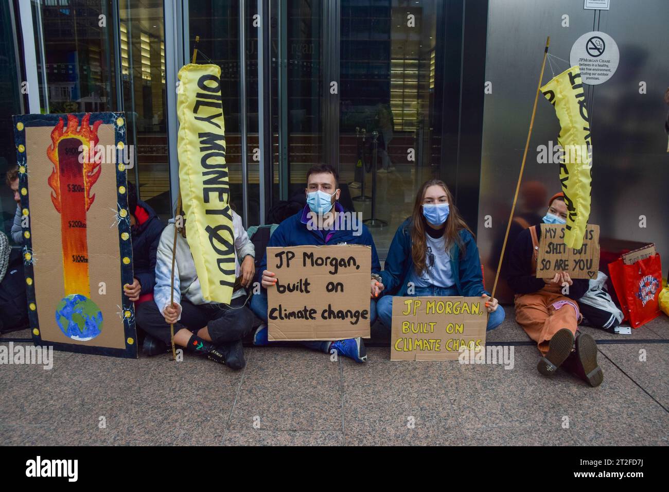 London, England, UK. 19th Oct, 2023. Protesters block the entrance to ...