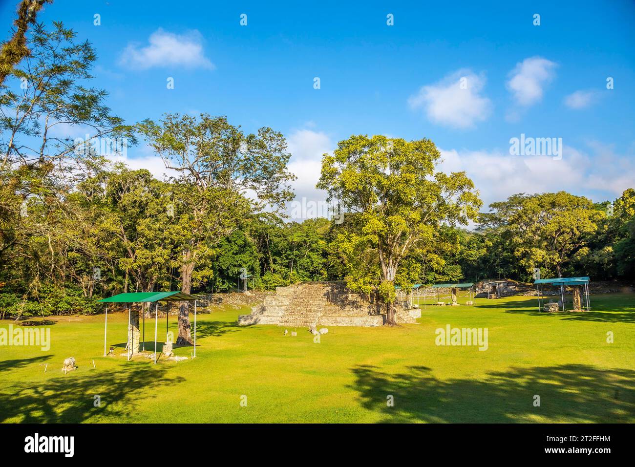 The temples of Copan Ruinas and its beautiful natural environment ...