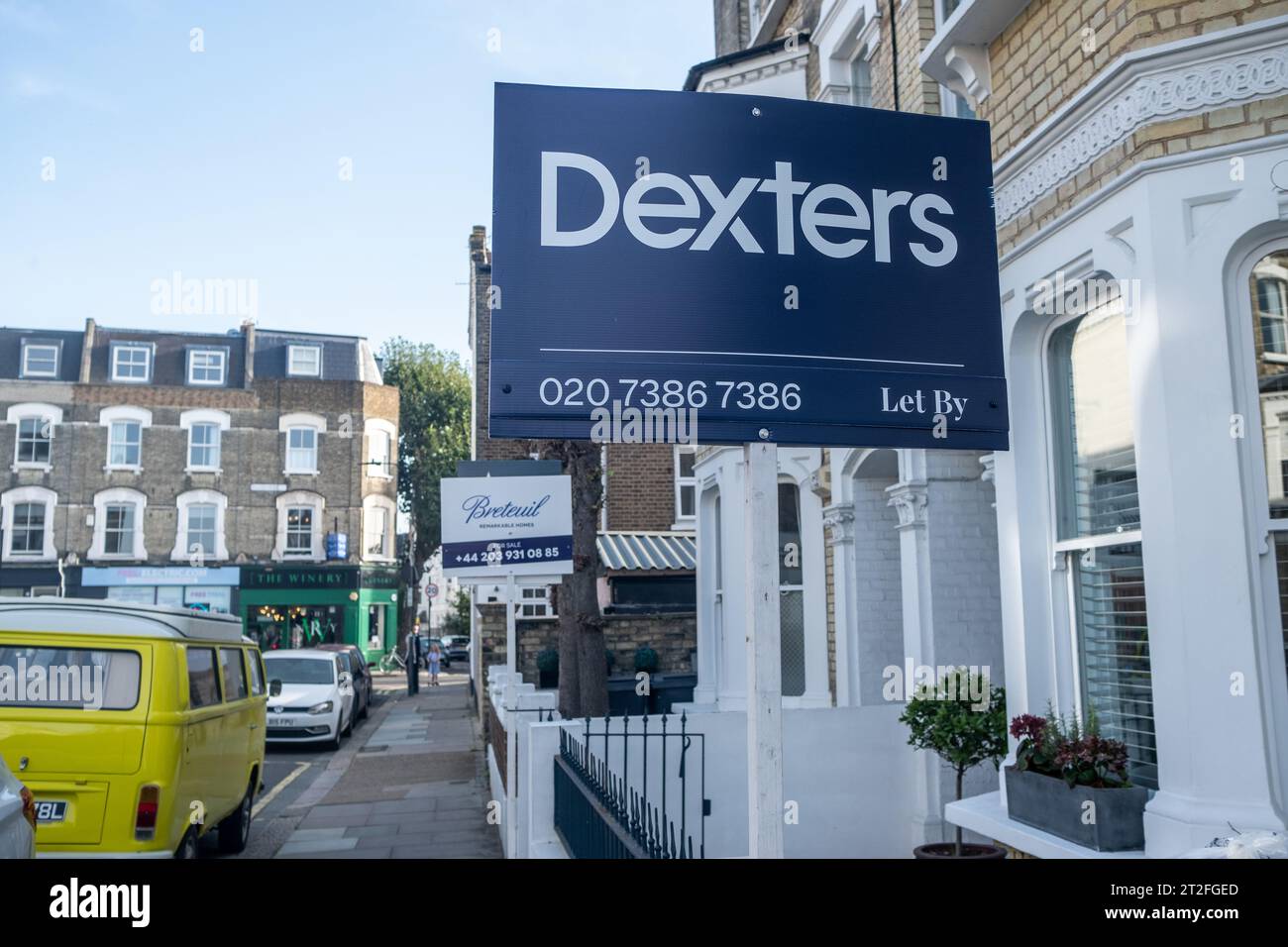 London- October 9, 2023: Dexters Estate agent To Let sign on ...
