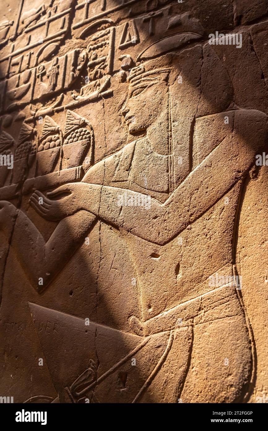 Detail of beautiful natural light on an ancient egyptian drawings ...