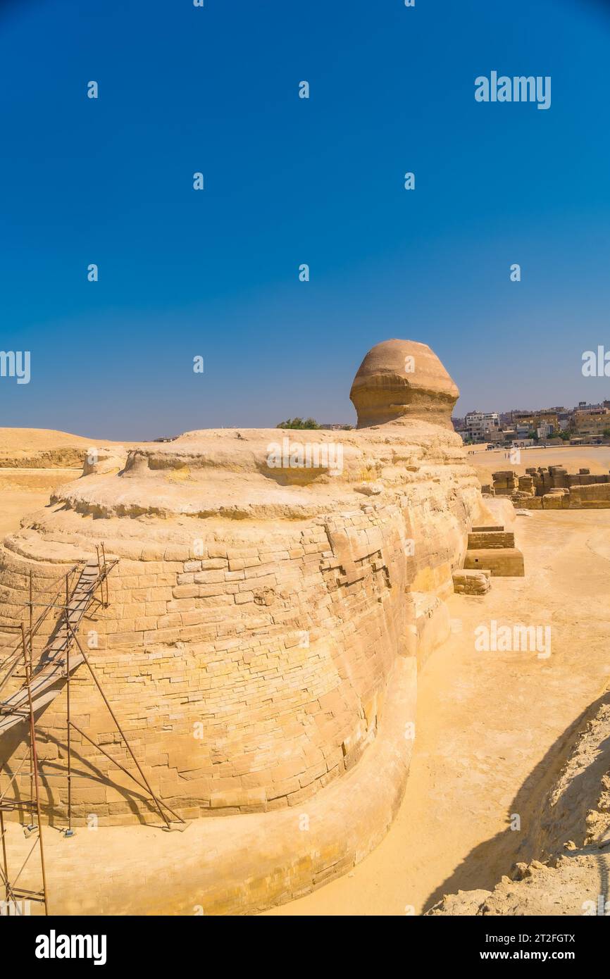 The spectacular Sphinx of Giza in the city of Cairo, Egypt Stock Photo ...