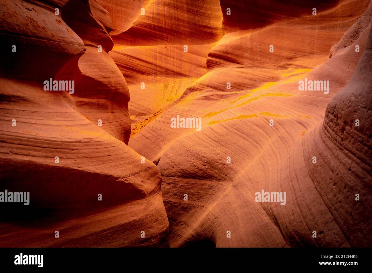 Amazing red, orange and purple colors in Lower Antelope, Arizona ...