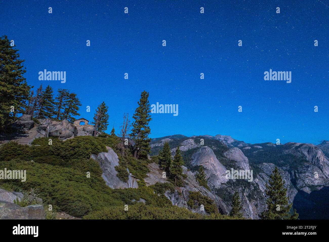 Glacier point a starry night, Yosemite National Park. United States ...