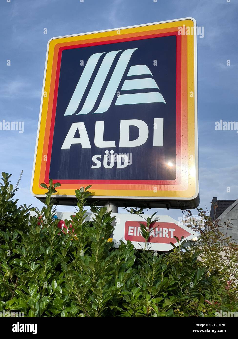 Logo of retail chain retailer grocery chain supermarket discounter ...