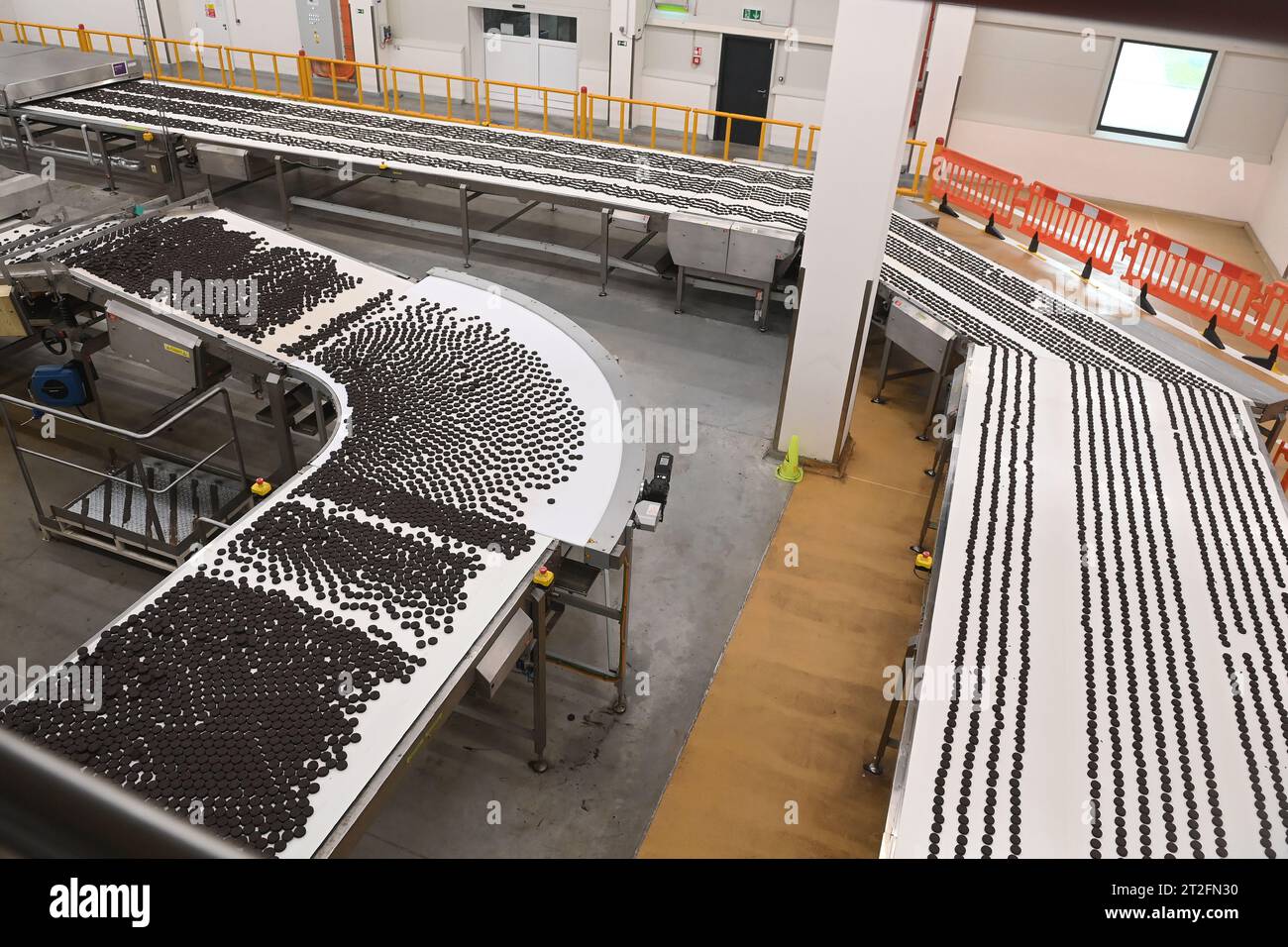 Mondelez oreo biscuit hi-res stock photography and images - Alamy