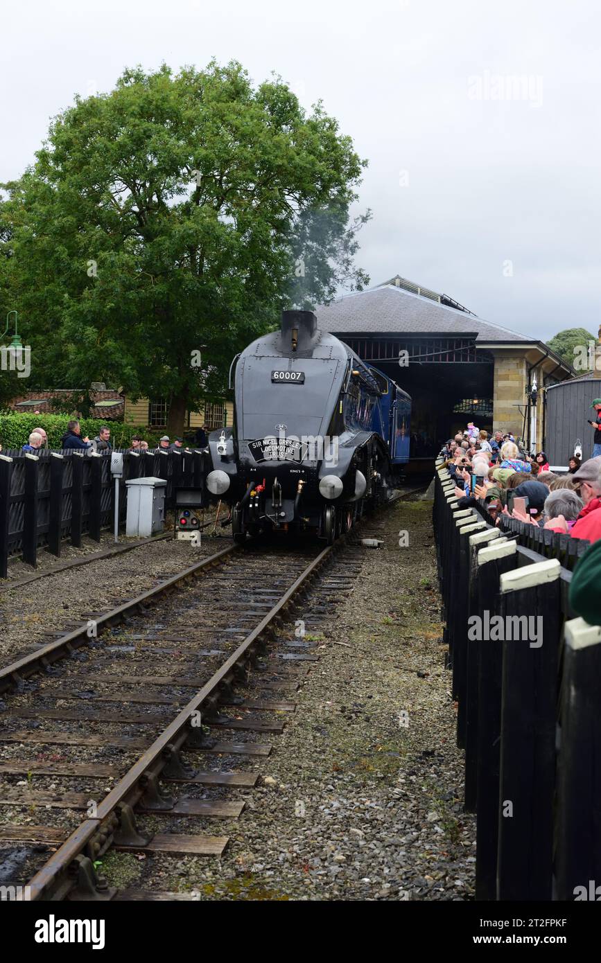 LNER Class A4 Pacific No 60007 Sir Nigel Gresley at Pickering station ...