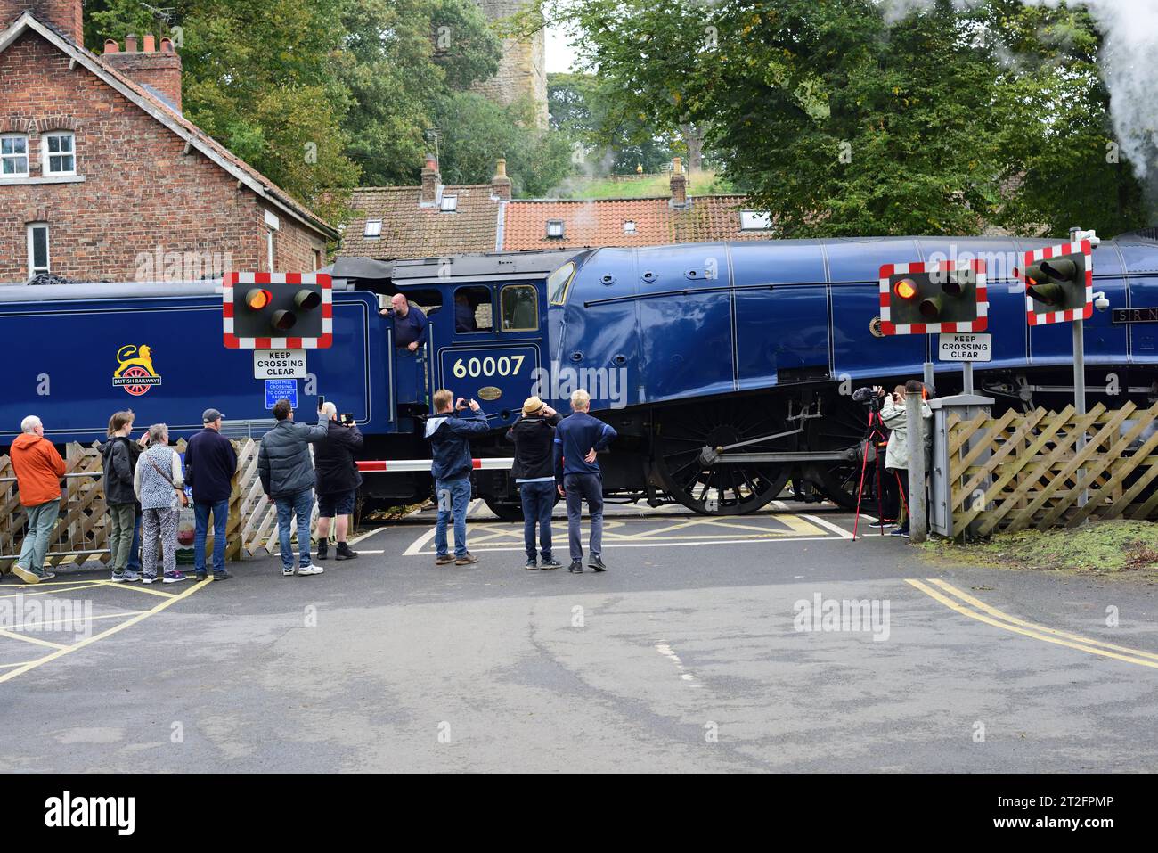 LNER Class A4 Pacific No 60007 Sir Nigel Gresley leaving Pickering ...