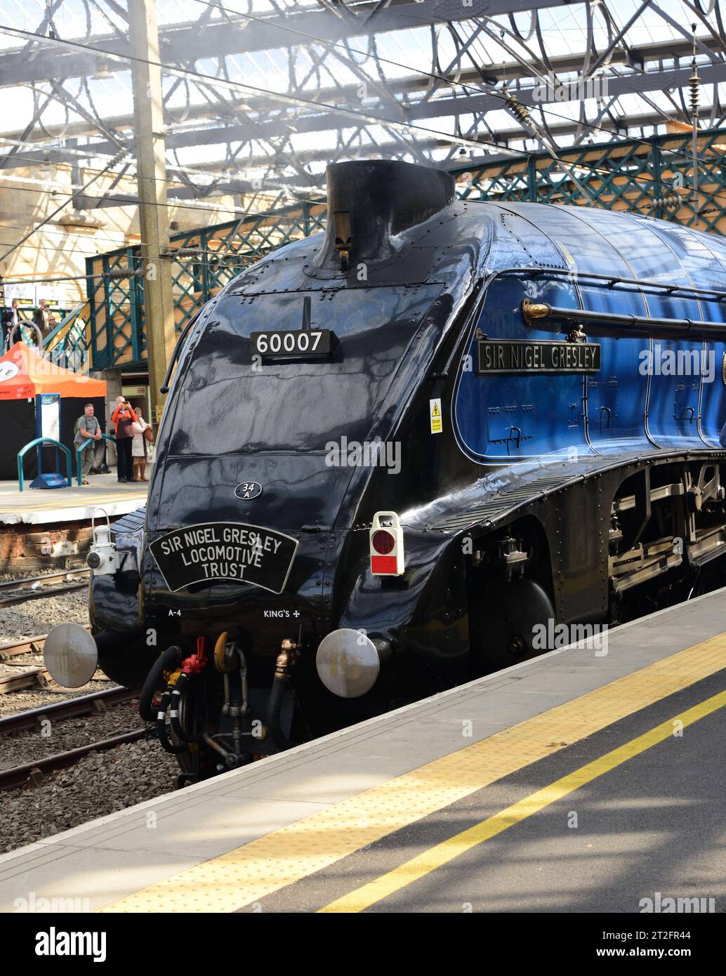 Class A4 Pacific No 60007 Sir Nigel Gresley at Carlisle Citadel station ...