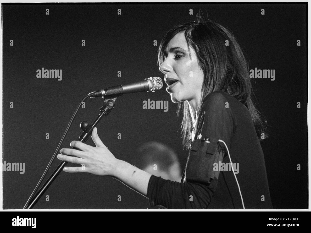 PJ HARVEY, BBC LIVE CARDIFF, 2000: PJ Harvey – Polly Jean Harvey ...