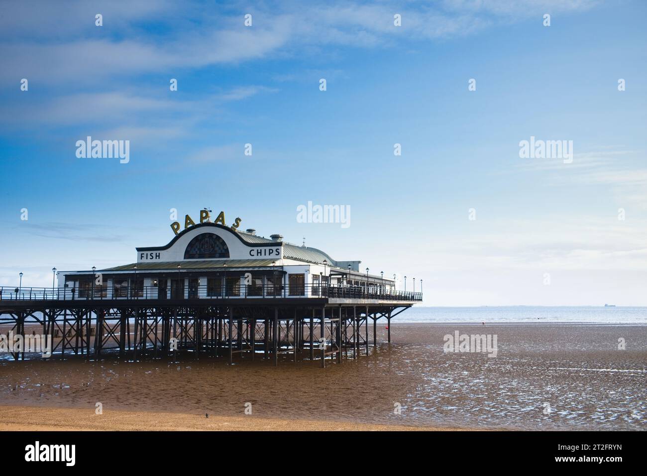 Low tide view sandy hi-res stock photography and images - Alamy