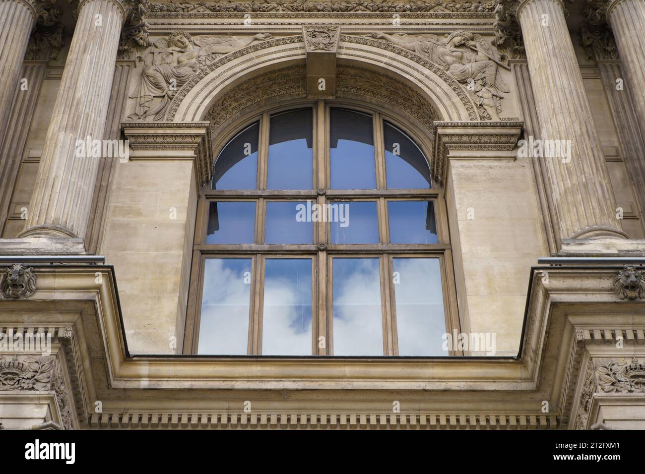 Denon louvre facade hi-res stock photography and images - Alamy