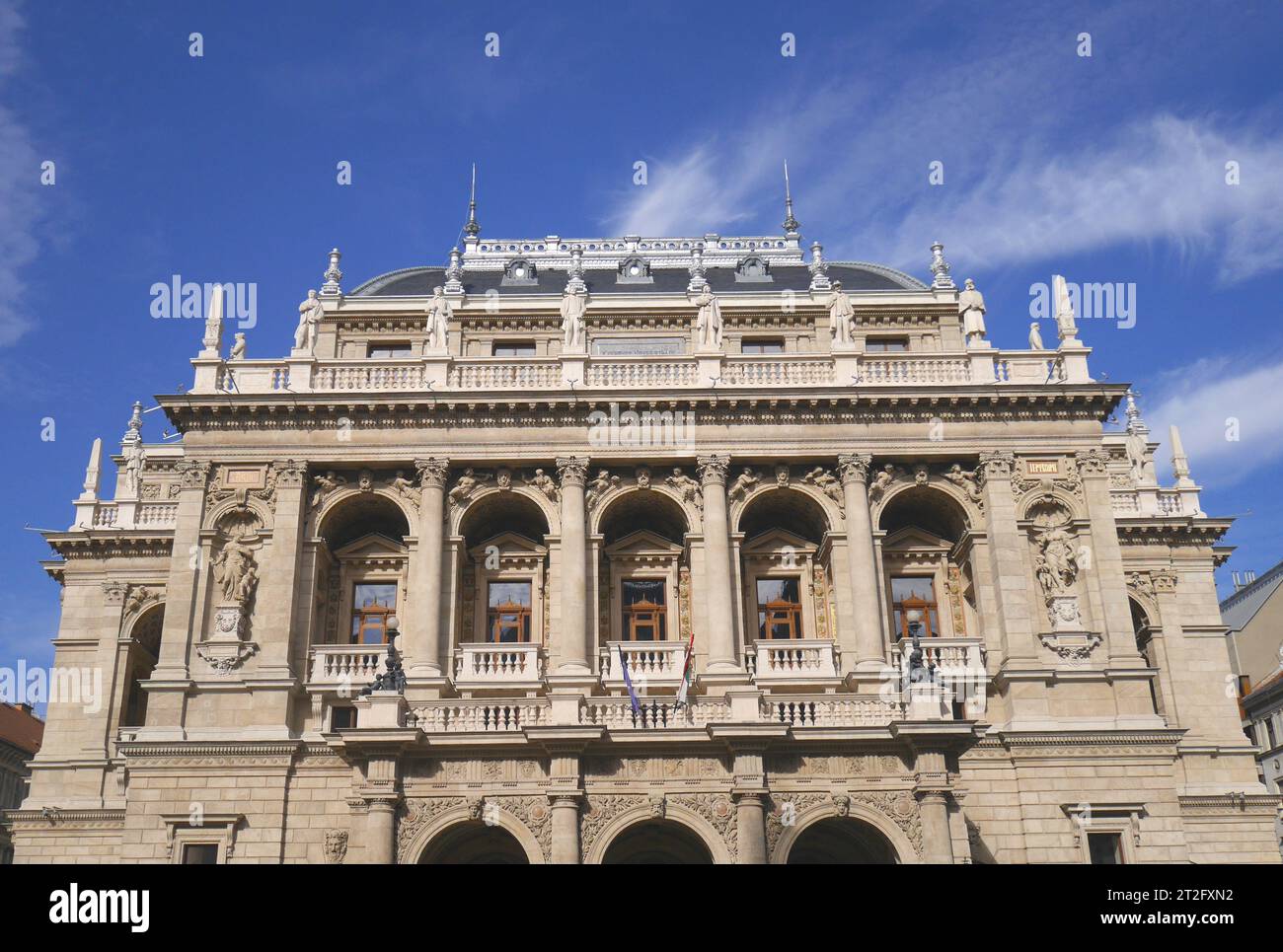 Facade of the Hungarian State Opera House, Andrassy ut, Andrassy Avenue ...