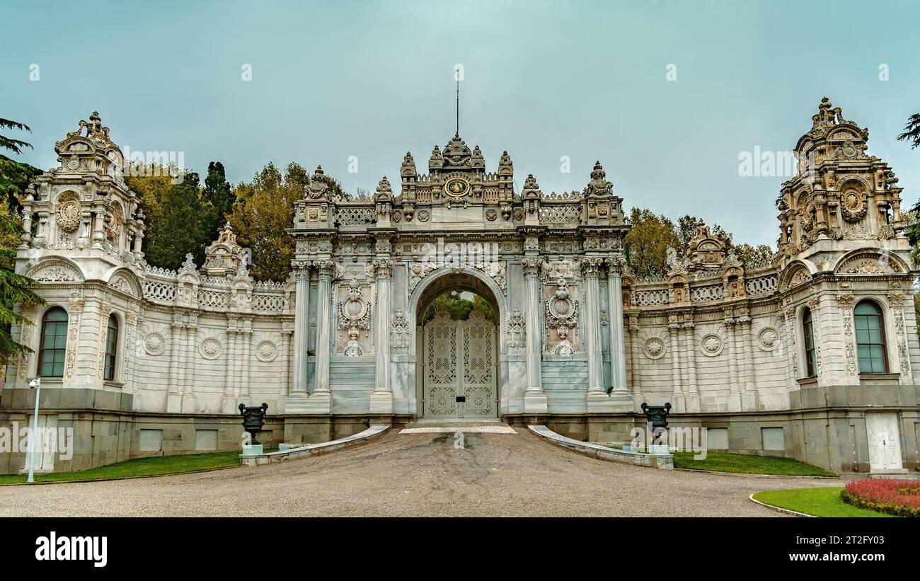 The Marble Gate of Dolmabahce Palace. Istanbul. Turkey Stock Photo - Alamy