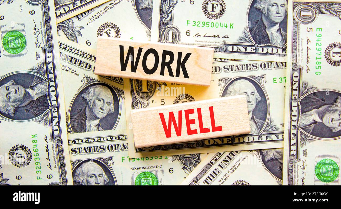 Work well symbol. Concept words Work well on beautiful wooden block ...