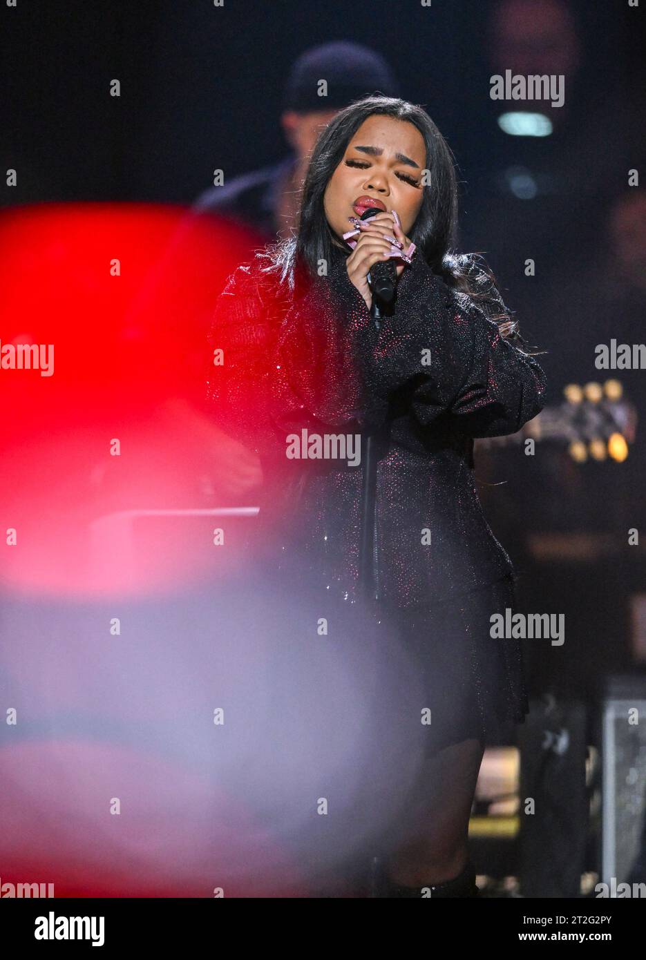 Leipzig, Germany. 18th Oct, 2023. German singer Zoe Wees performs in ...