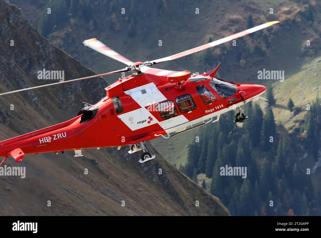 Schweizer luftrettung hi-res stock photography and images - Alamy