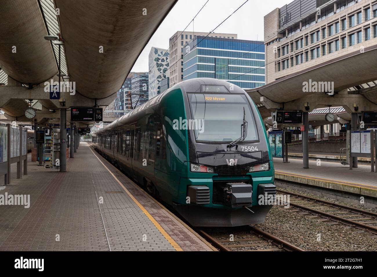 A picture of a Vy train at the Oslo Central Station Stock Photo - Alamy