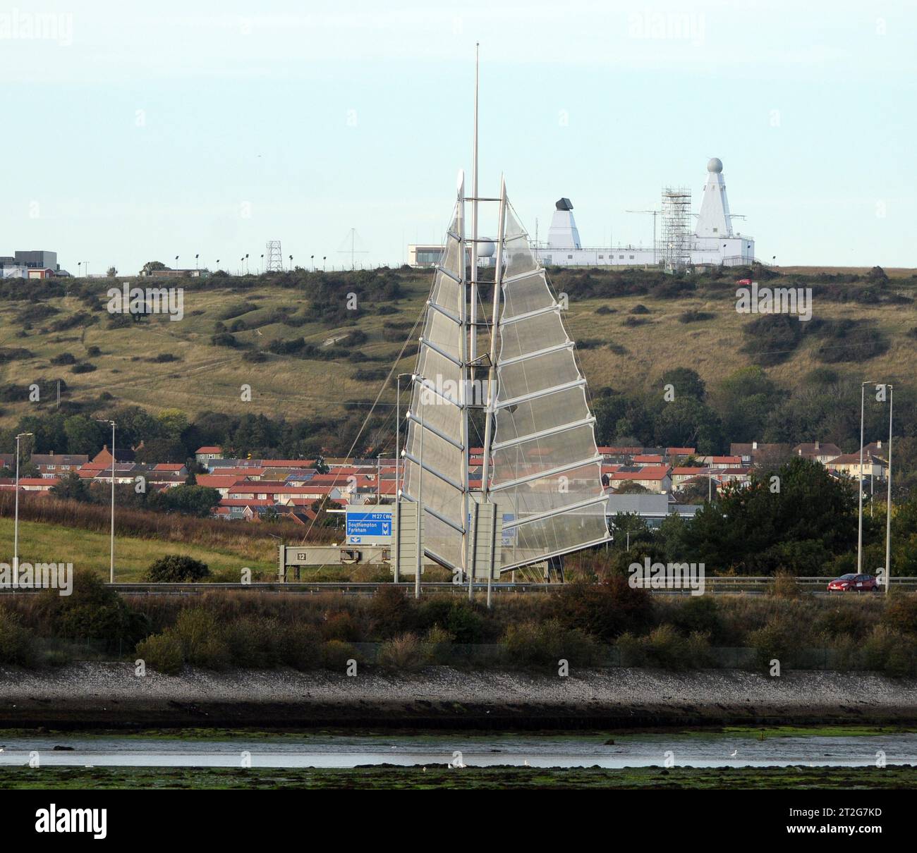 ENGLAND COASTAL PATH, M 275, TRI SAIL, SAILS OF THE SOUTH, BAE SYSTEMS ...