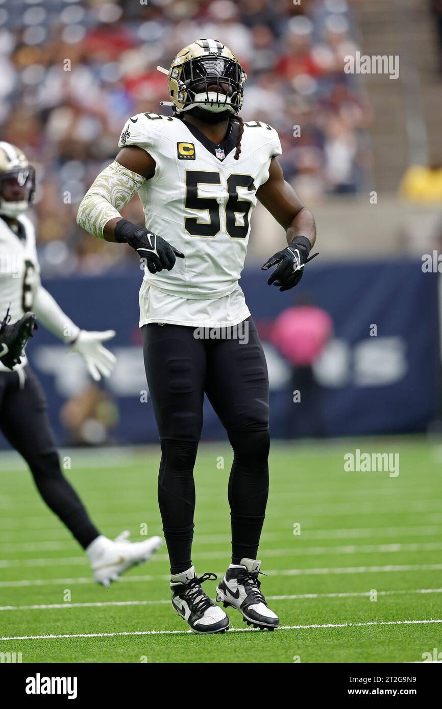 New Orleans Saints linebacker Demario Davis (56) reacts during an NFL ...