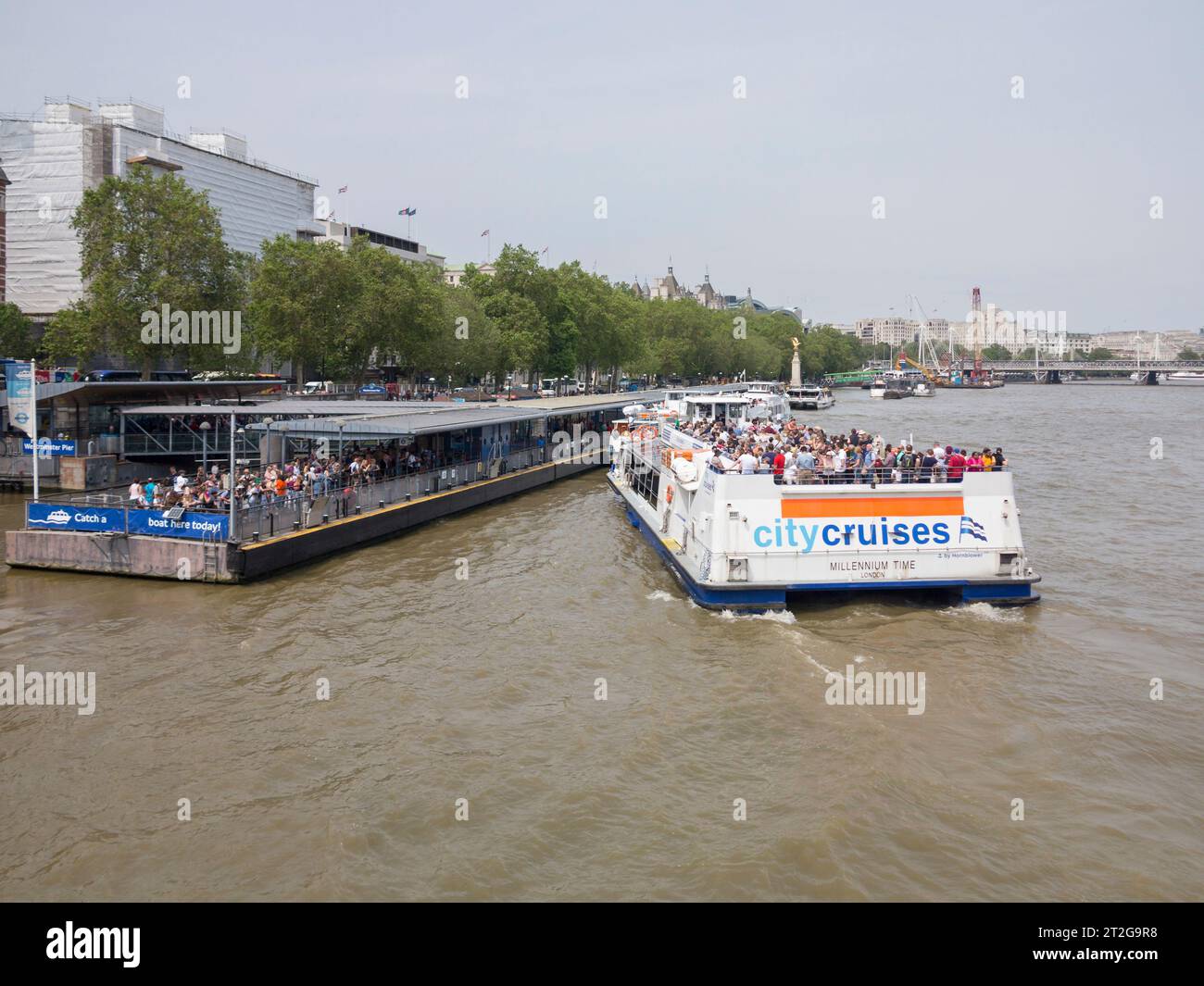 City Cruises, River Thames, Westminster, London, England Stock Photo ...
