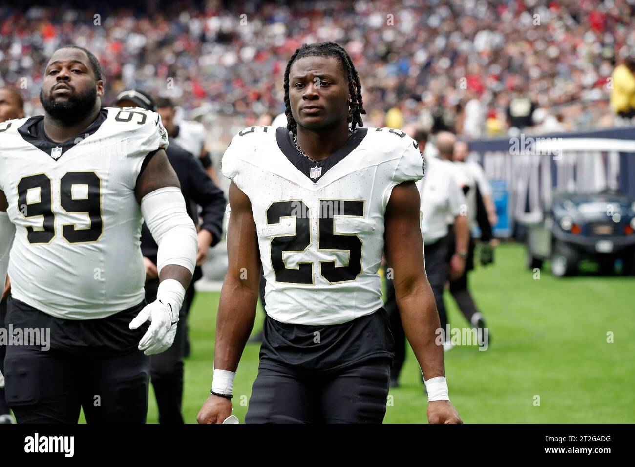 New Orleans Saints running back Kendre Miller (25) during an NFL ...