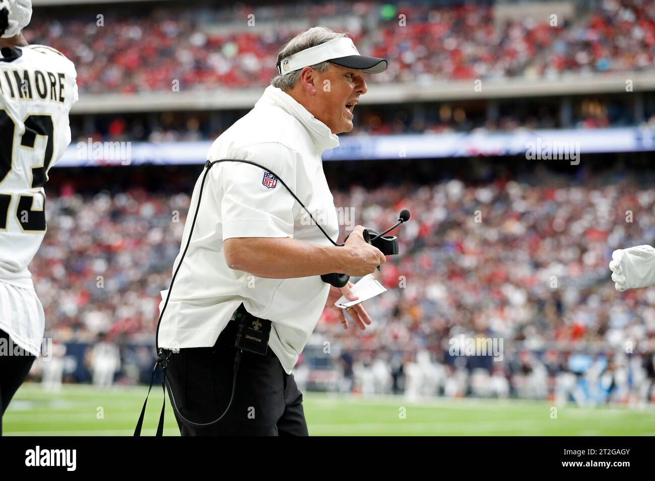 New Orleans Saints defensive line coach Todd Grantham reacts during an ...