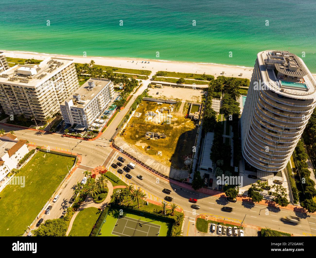 Aerial drone photo aftermath of Champlain towers collapse Miami ...