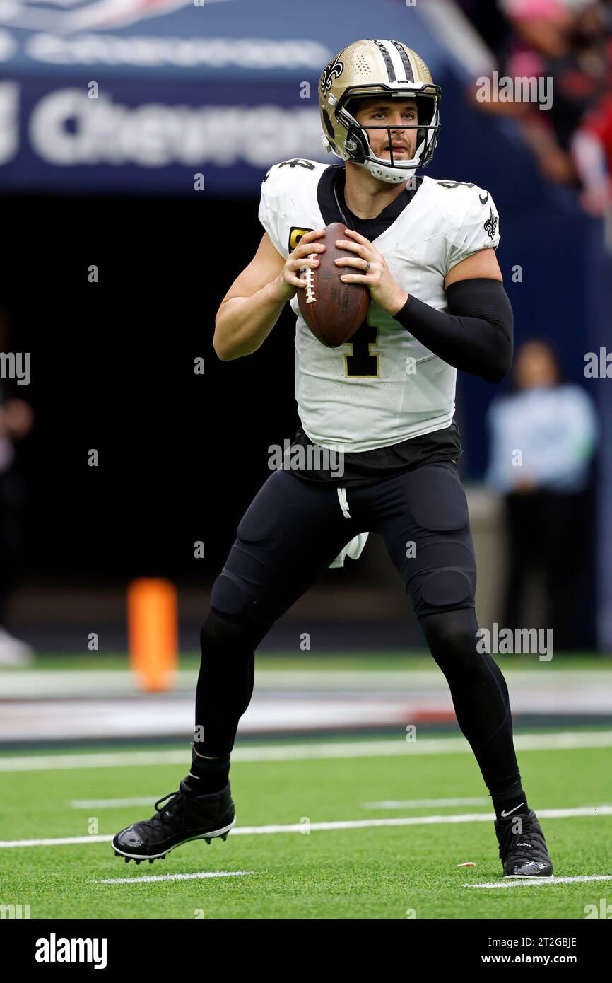 New Orleans Saints quarterback Derek Carr (4) during an NFL football ...