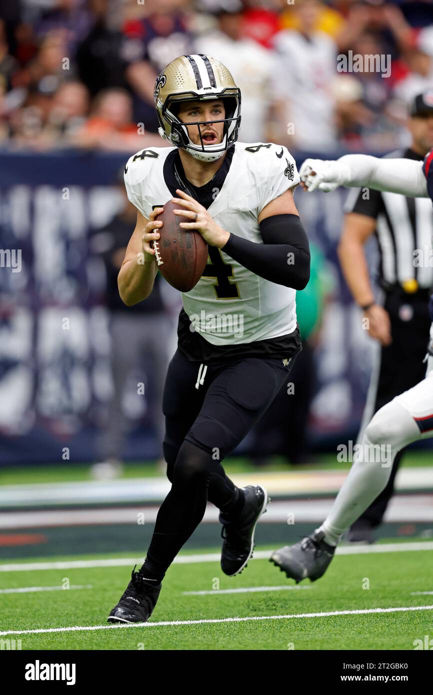 New Orleans Saints quarterback Derek Carr (4) during an NFL football ...
