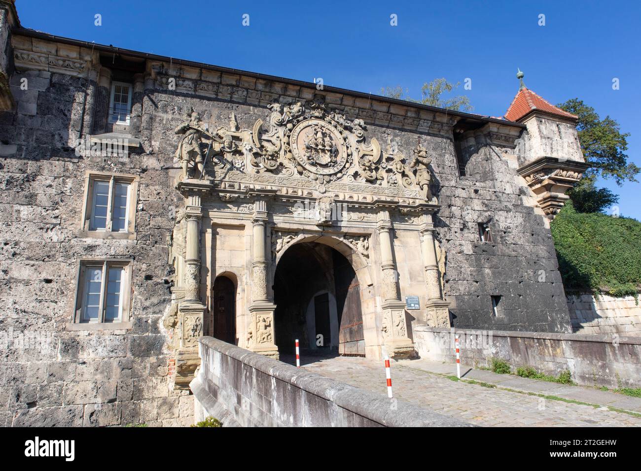 Lower castle gate hi-res stock photography and images - Alamy