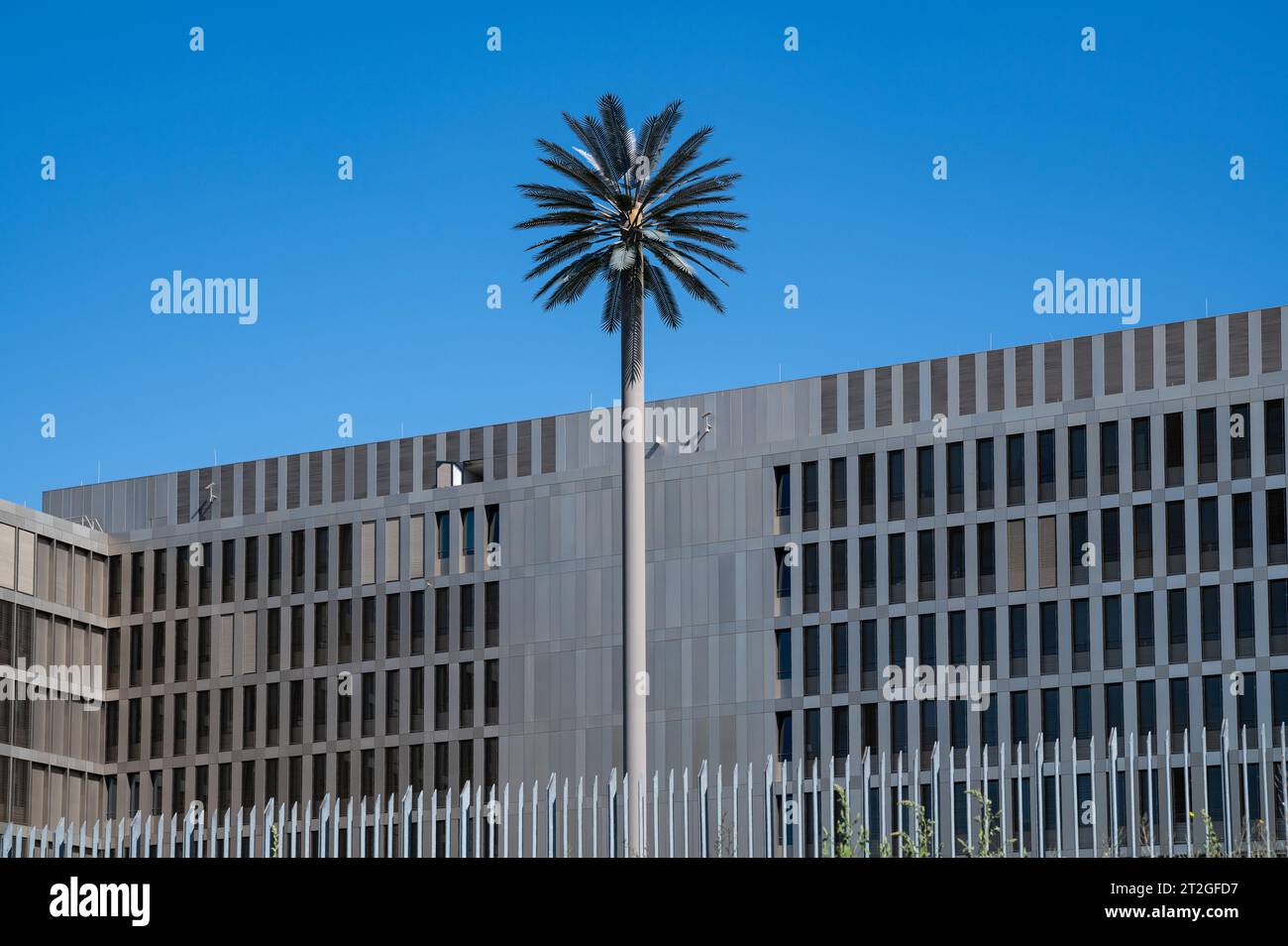 Intelligence agency building hi-res stock photography and images - Alamy