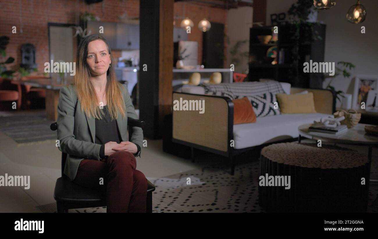 DESPERATELY SEEKING SOULMATE: ESCAPING TWIN FLAMES UNIVERSE, 'Matchmakers', (Season 1, ep. 102 ...